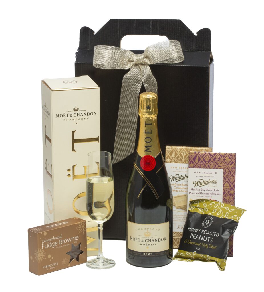 New Zealand Wine Gifts | Wineplus